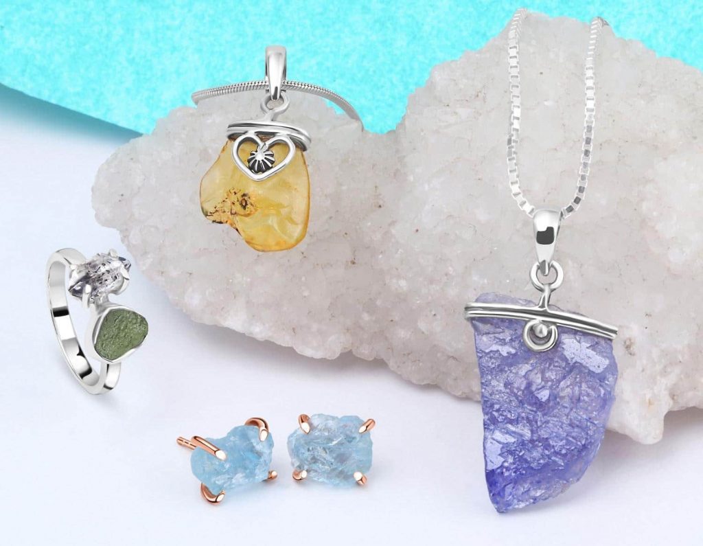 Know About the Best Raw Crystal Jewelry in 2022